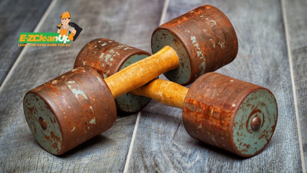 What to Do With Old Weights: 5 Options 🔩 - EZ CleanUp